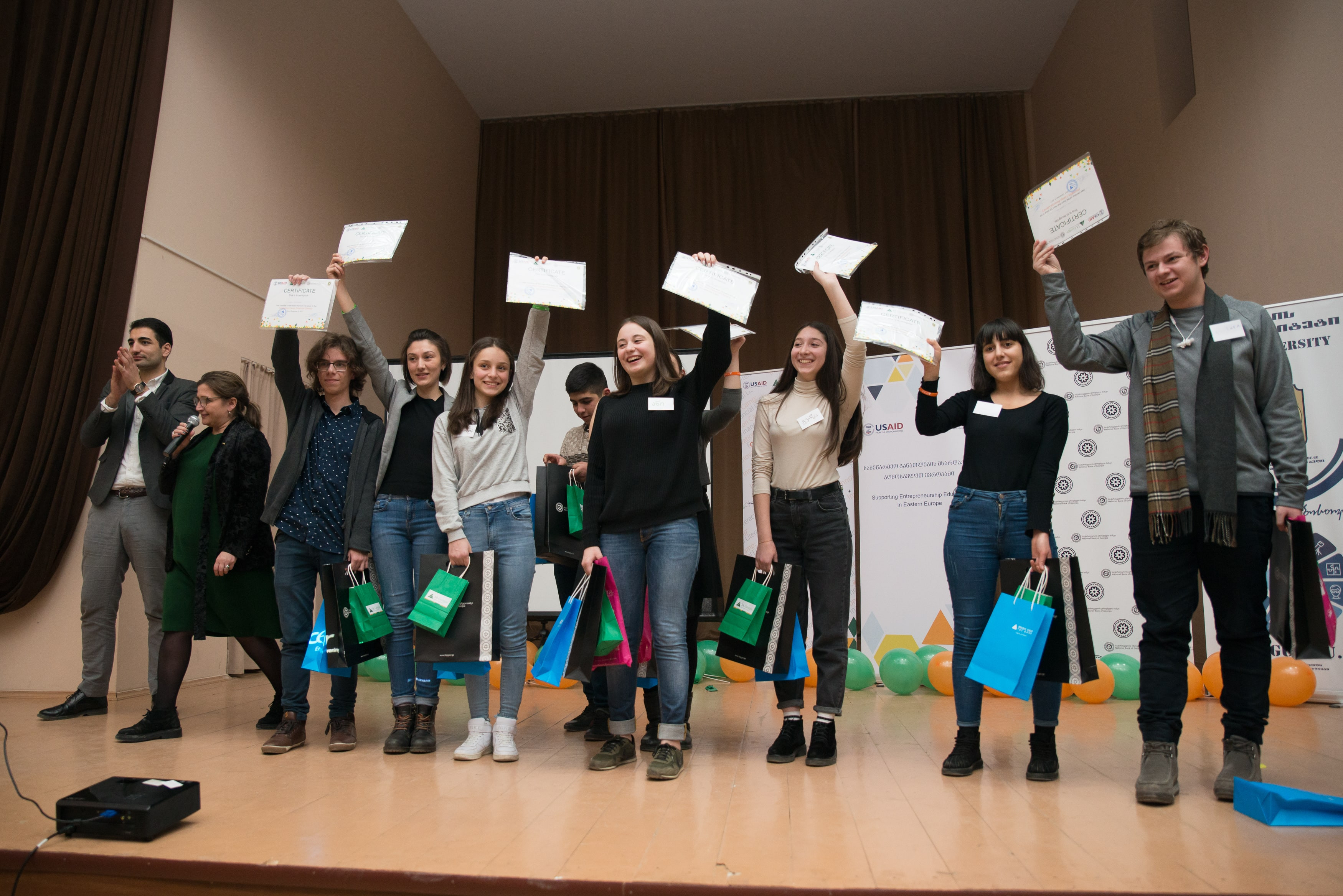 ახალგაზრდული ინოვაციების ბანაკი ფინანსური განათლების თემაზე - ფინანსური ...